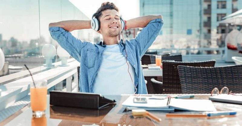 How to Be Sigma Male? – 25 Ways | ThePleasantPersonality