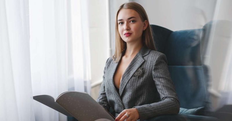 What to Do if You’re an Alpha Female? 15 Steps to Be Better than the Best